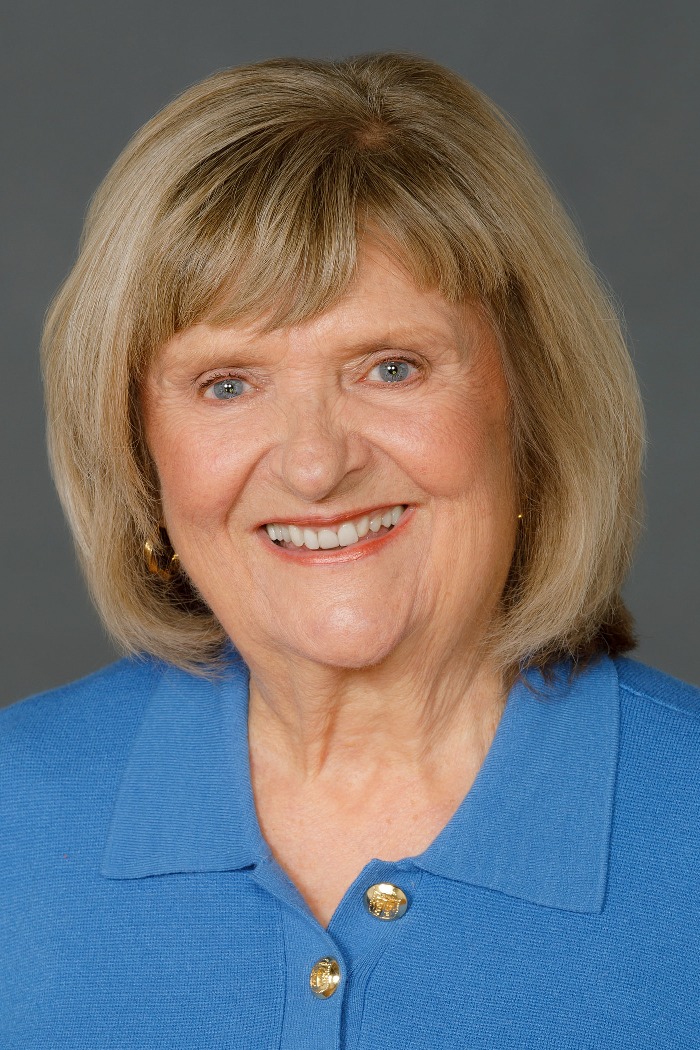 Debbie Chase, Real Estate Agent - Framingham, MA - Coldwell Banker Realty