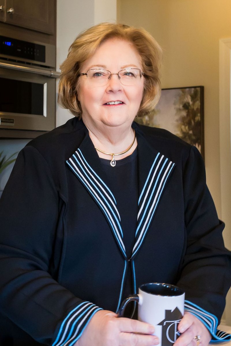 Kathy Roush, Real Estate Agent - Chesterfield, MO - Coldwell Banker ...