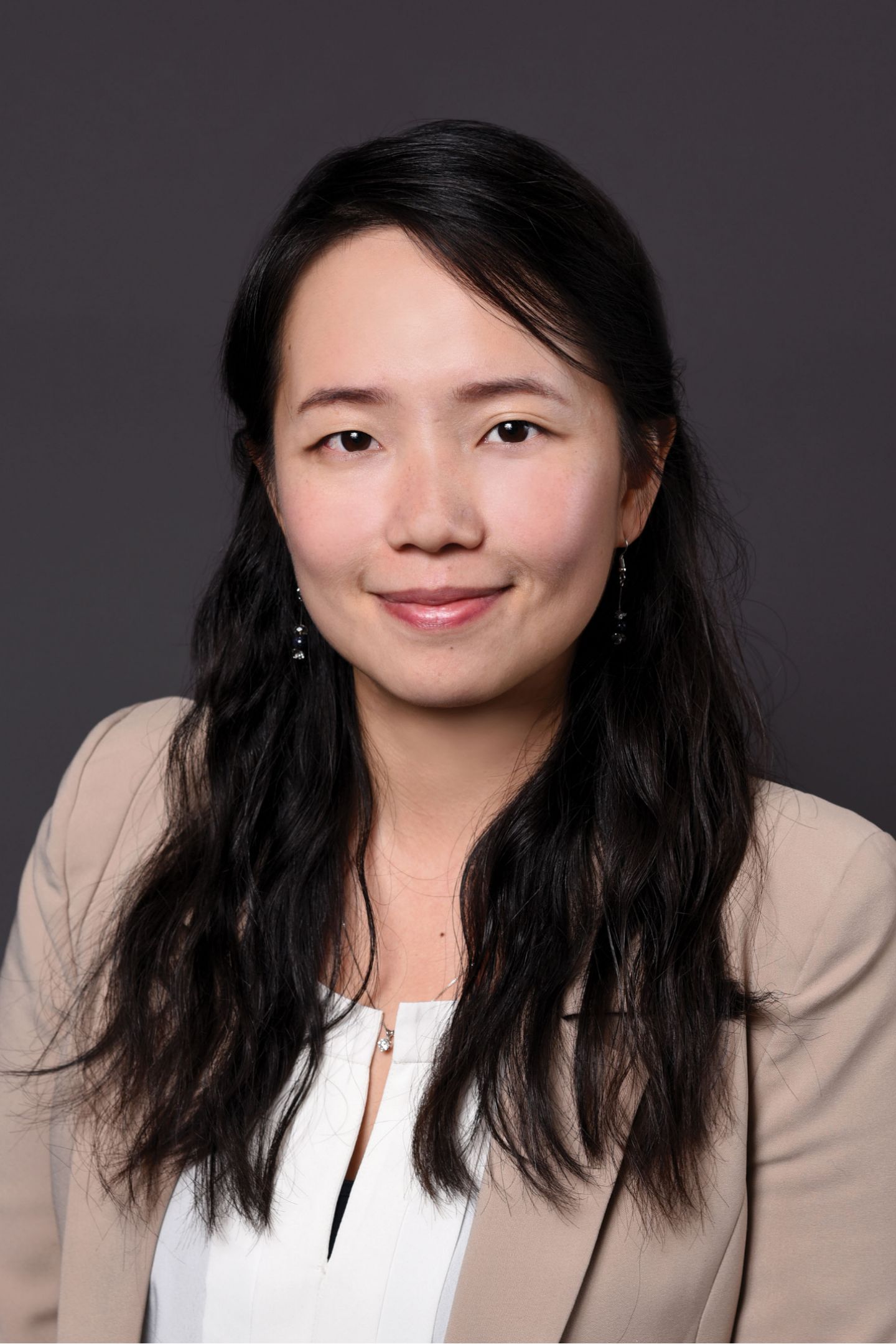 Tiffany Tang, Real Estate Agent - Lewis Center - Coldwell Banker Realty