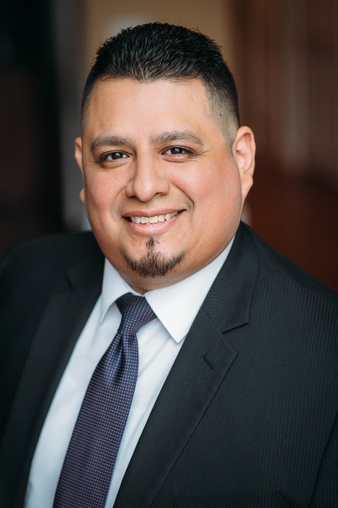 Roger Barrera, Real Estate Agent - Chicago - Coldwell Banker Realty