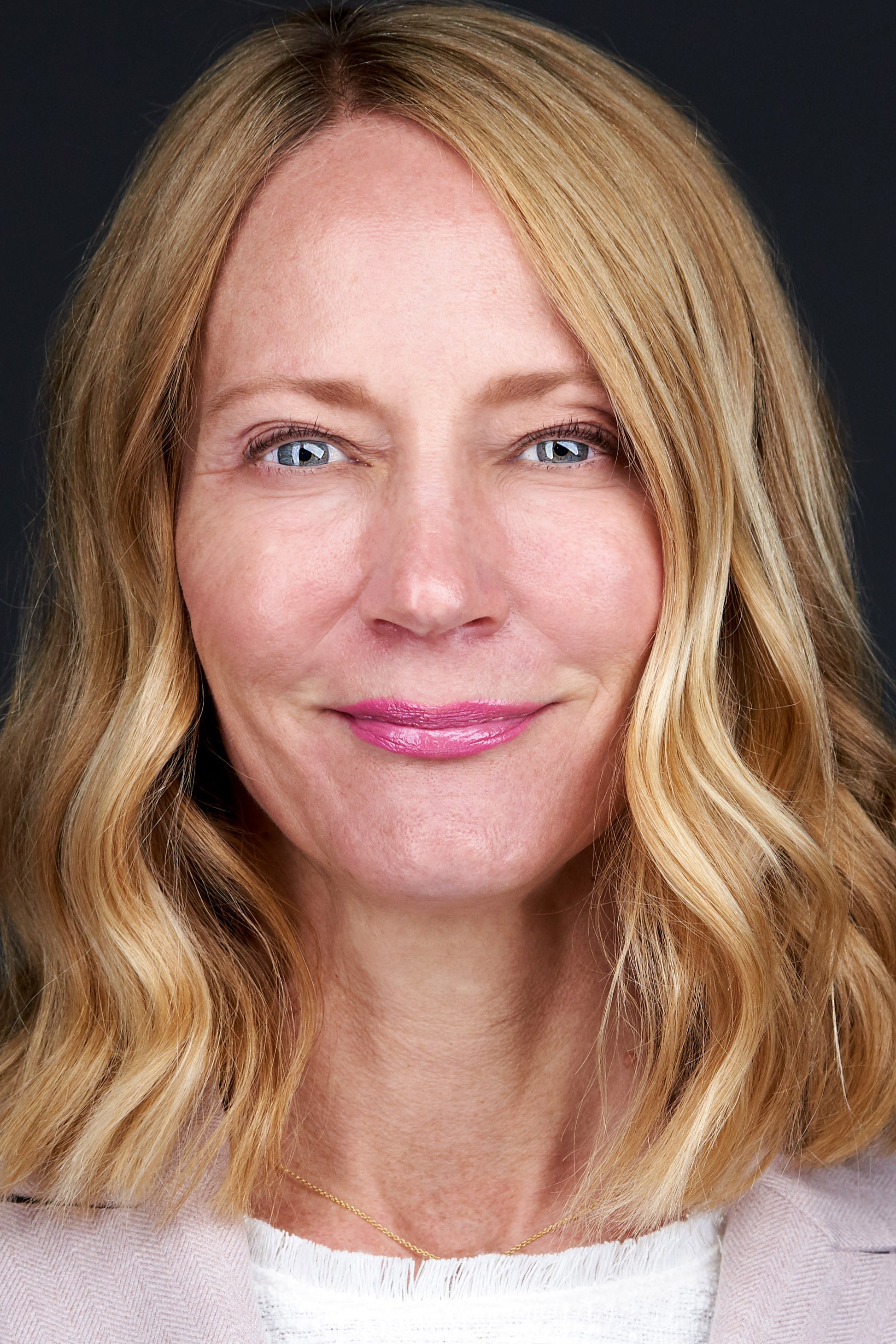 June Newman, Real Estate Agent - Cincinnati, OH - Coldwell Banker Realty