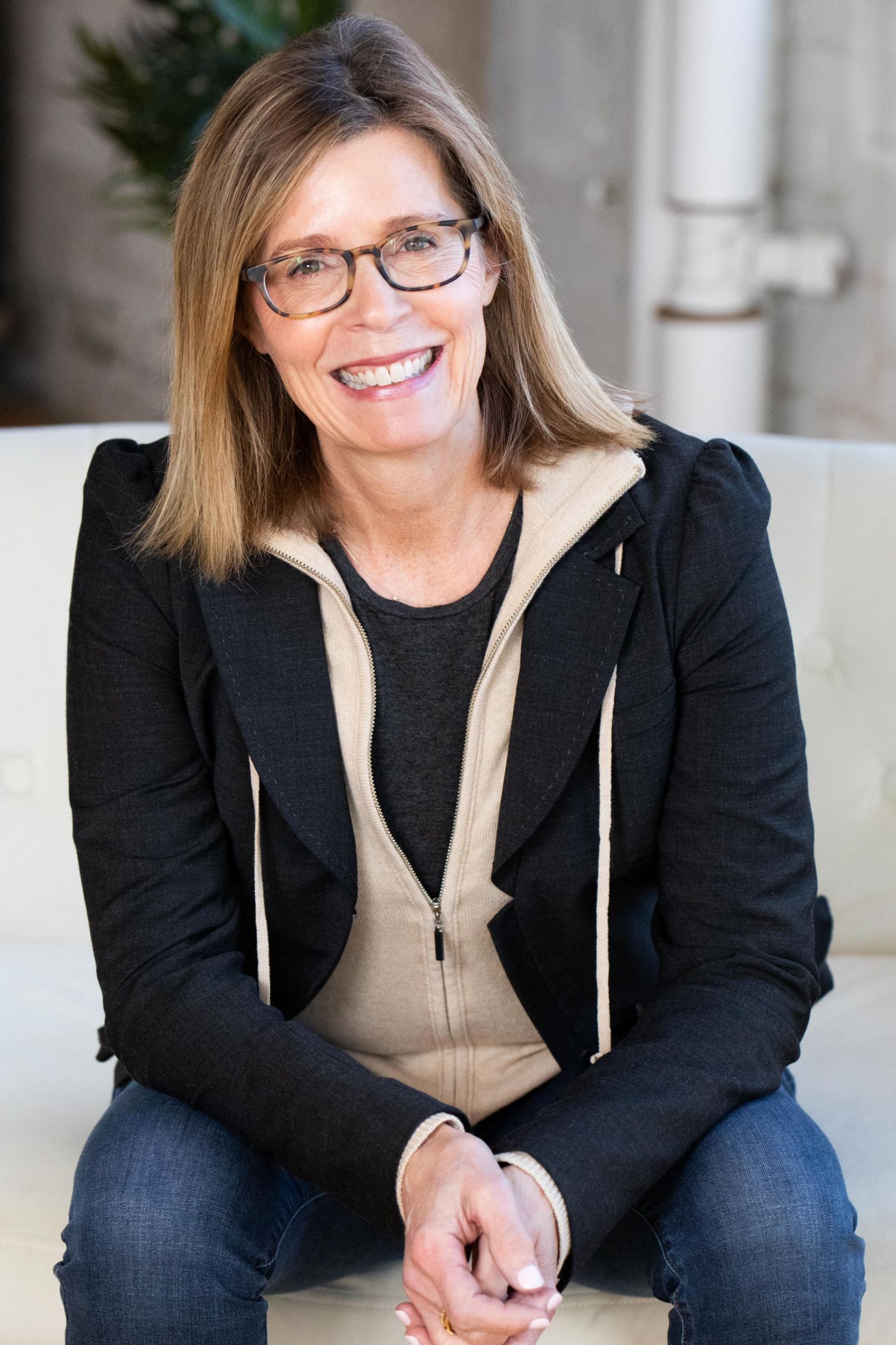 Jennifer Wolff, Real Estate Agent - Minneapolis - Coldwell Banker Realty