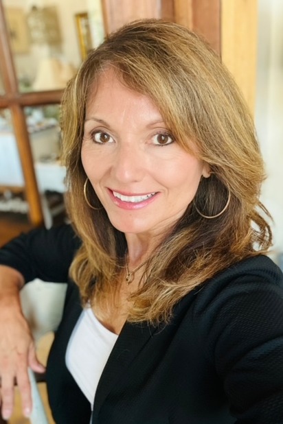 Mary Deschamps, Real Estate Agent - Excelsior, MN - Coldwell Banker Realty