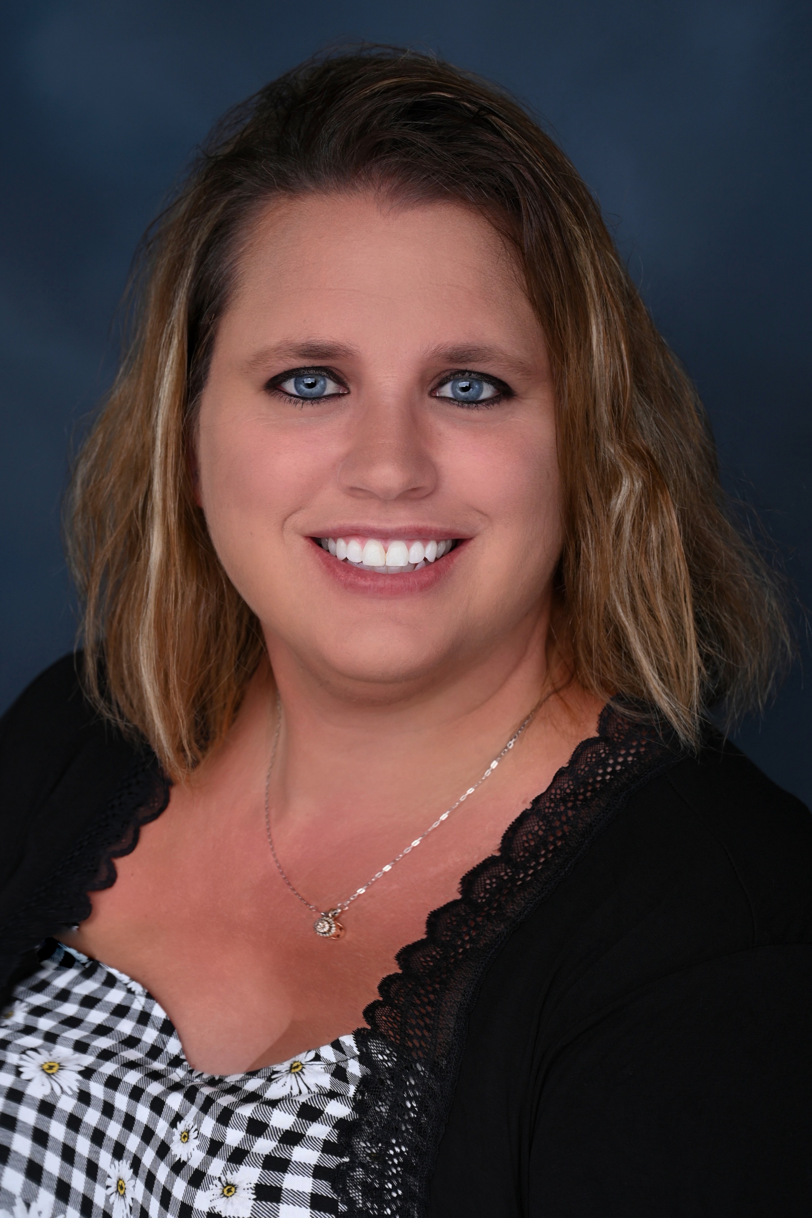 Kristin Bartz, Real Estate Agent - West Bend, WI - Coldwell Banker Realty