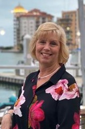 Michele Cihak, Real Estate Agent - New Buffalo - Coldwell Banker Realty