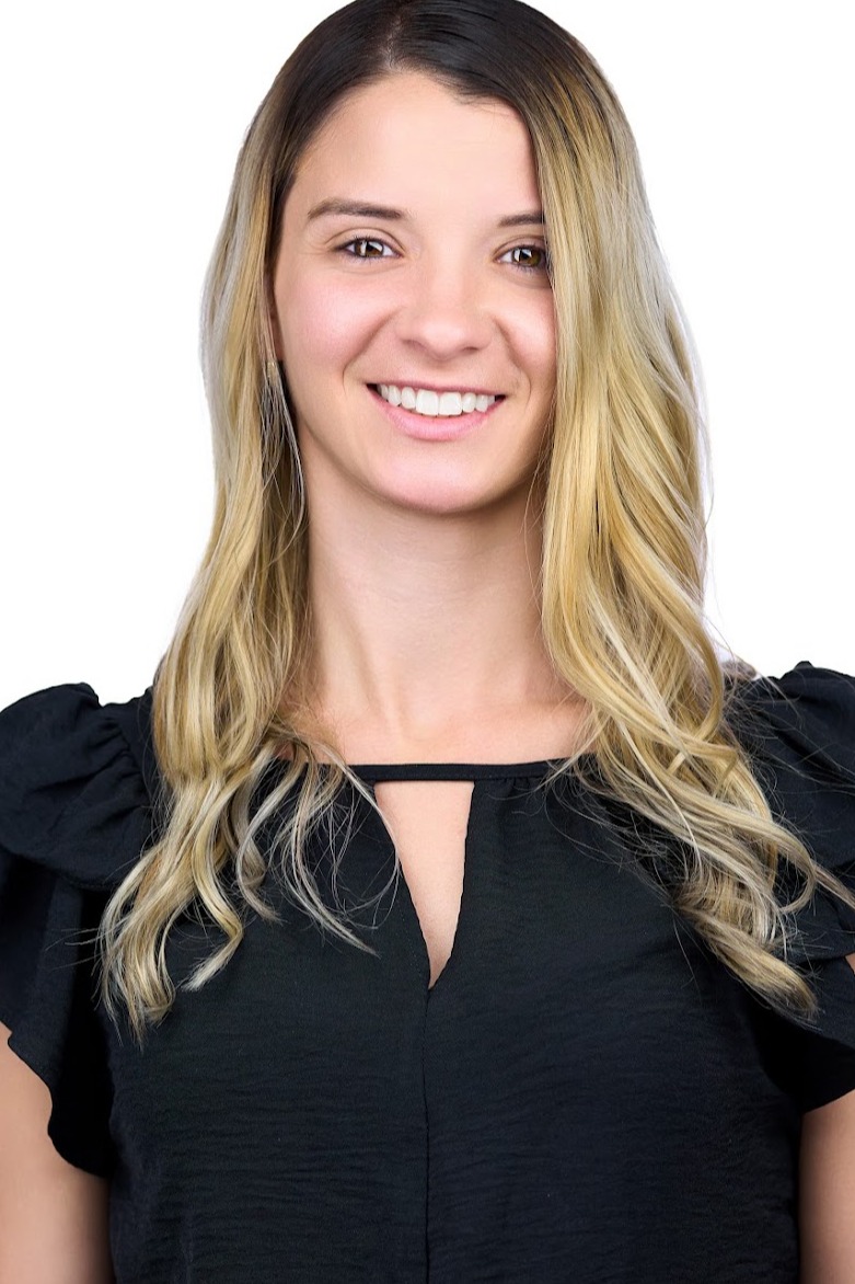 Alyssa Preston, Real Estate Agent - Cincinnati - Coldwell Banker Realty
