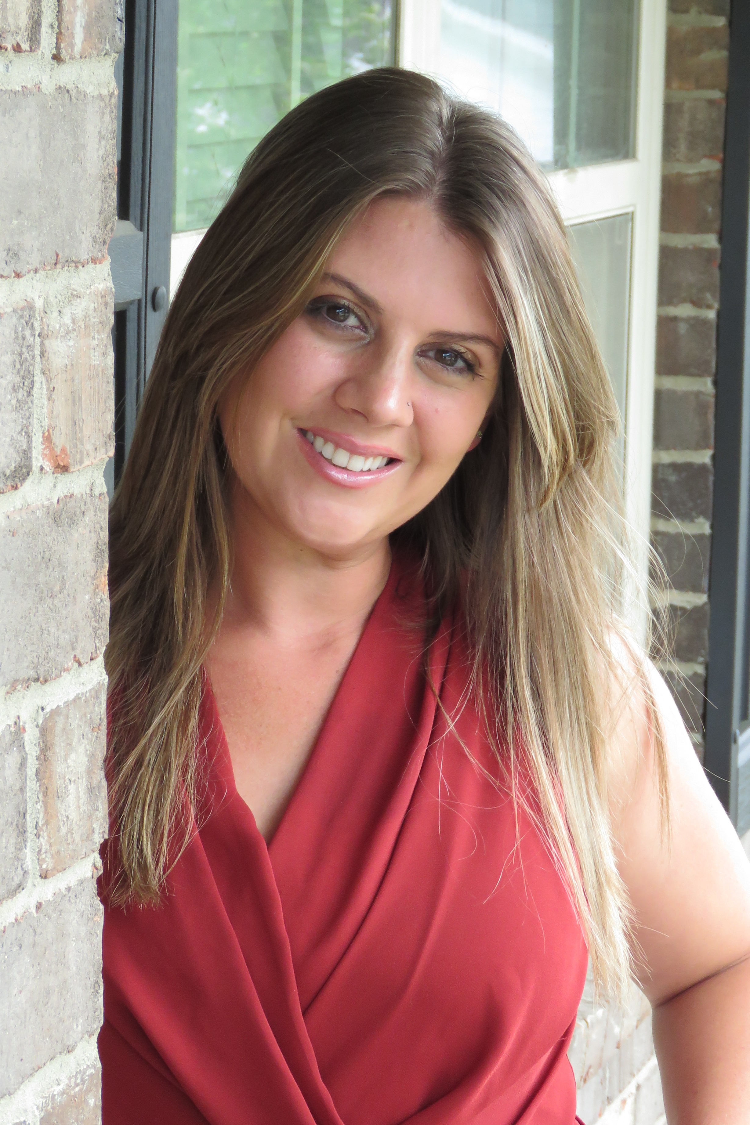 Brittany Hollowell, Real Estate Agent - Lexington - Coldwell Banker Realty
