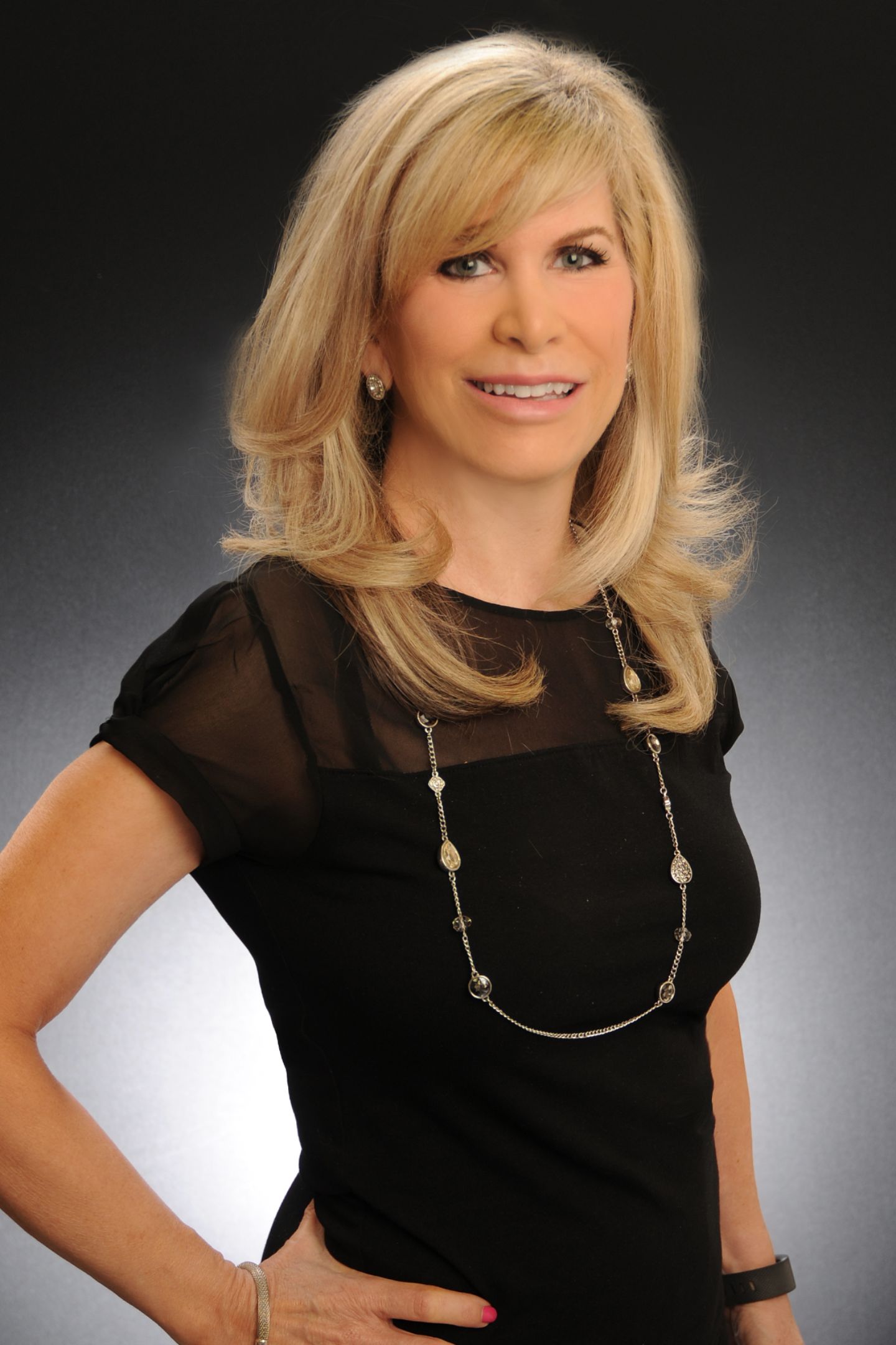 Cathy Paulos, Real Estate Agent - Potomac, MD - Coldwell Banker Realty