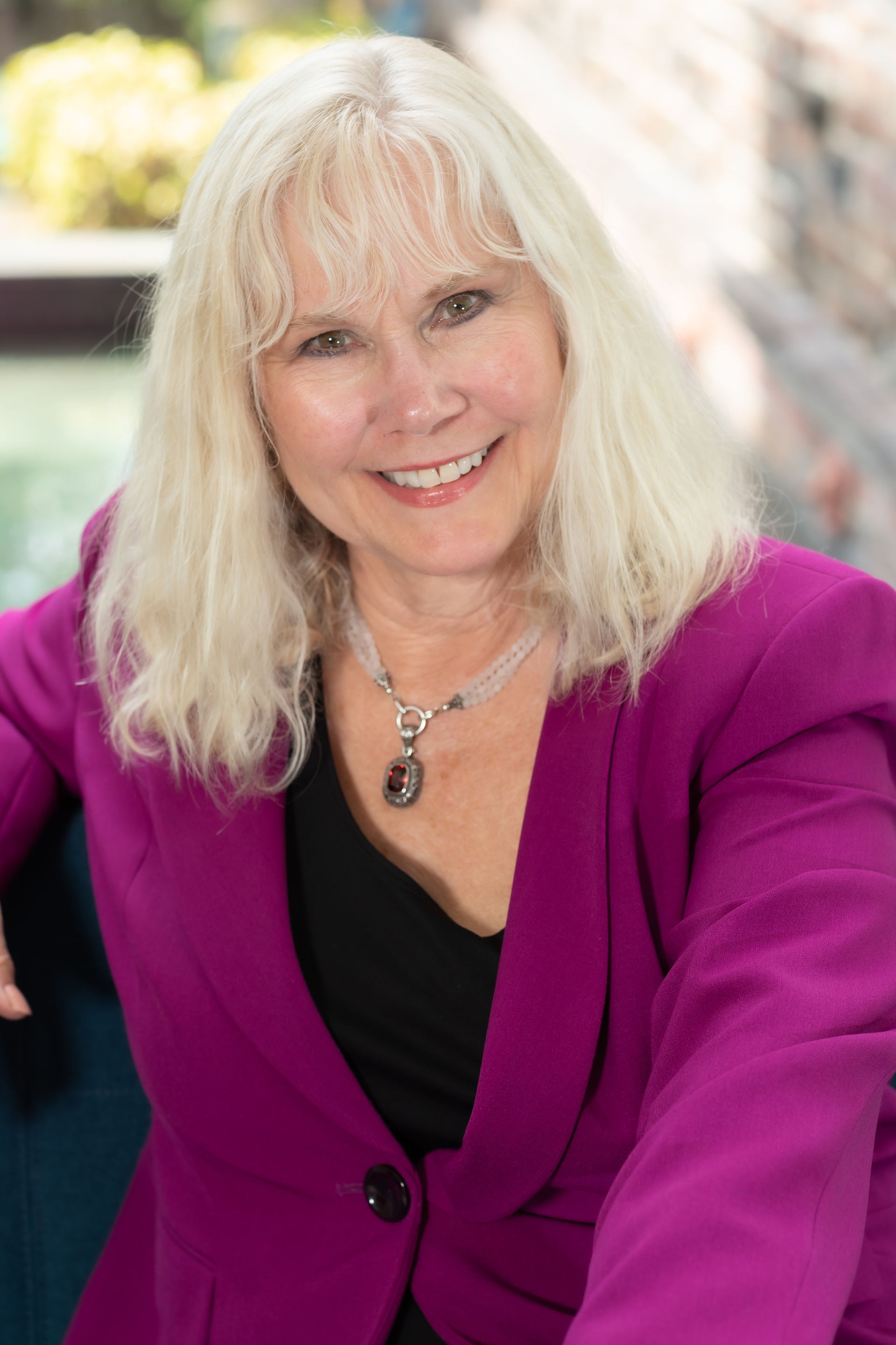 Linda Crose-Andersen, Real Estate Agent - Half Moon Bay - Coldwell ...