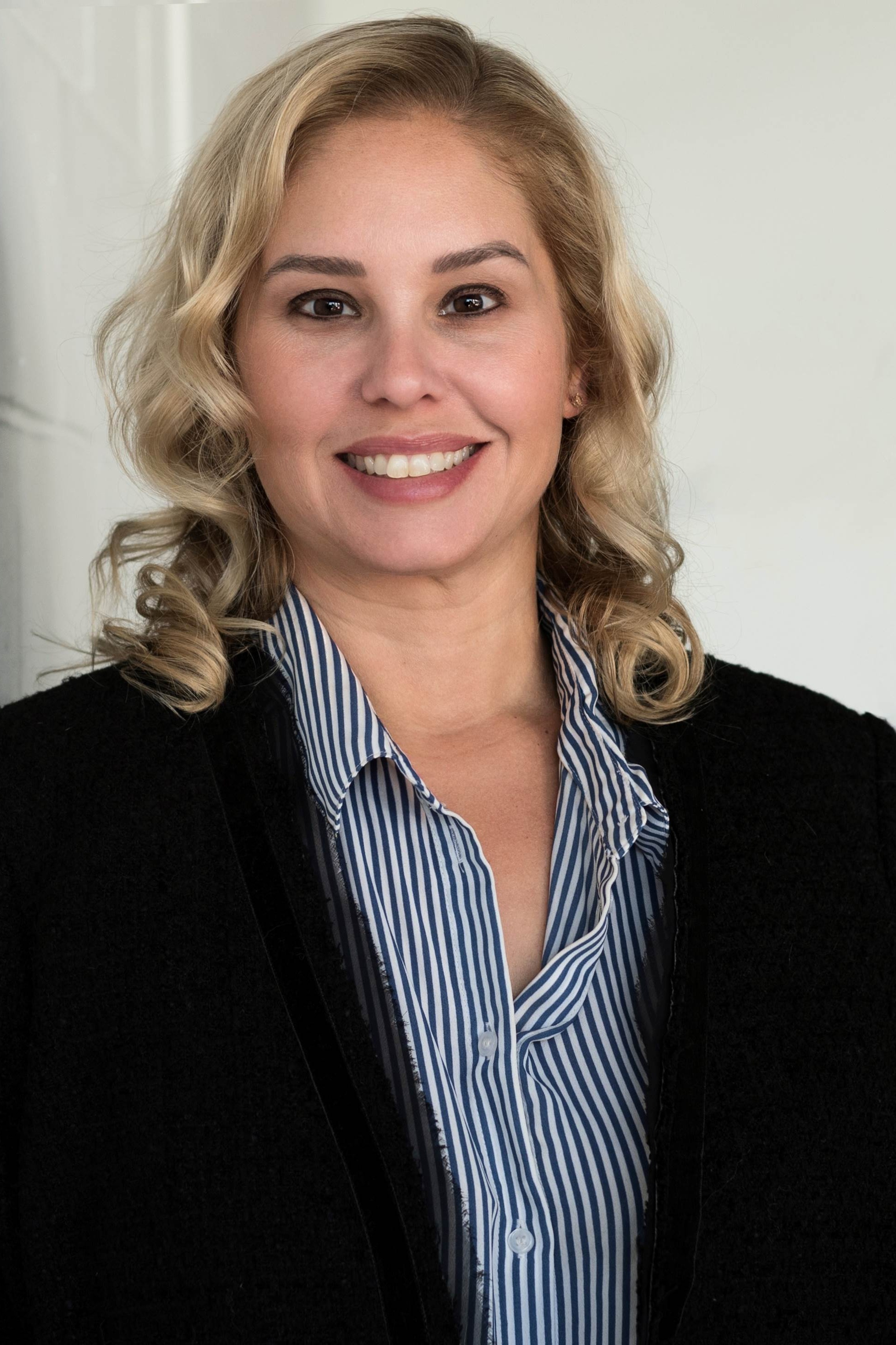 Nicole Howley, Real Estate Agent - Bedford, NH - Coldwell Banker Realty