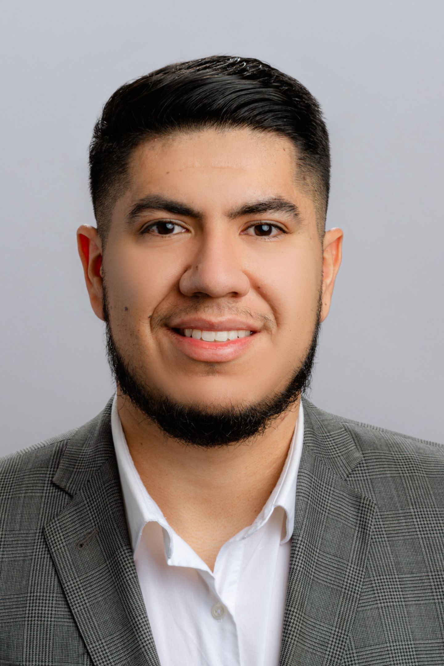 Alejandro Vaca, Real Estate Agent - Newport Beach, CA - Coldwell Banker ...