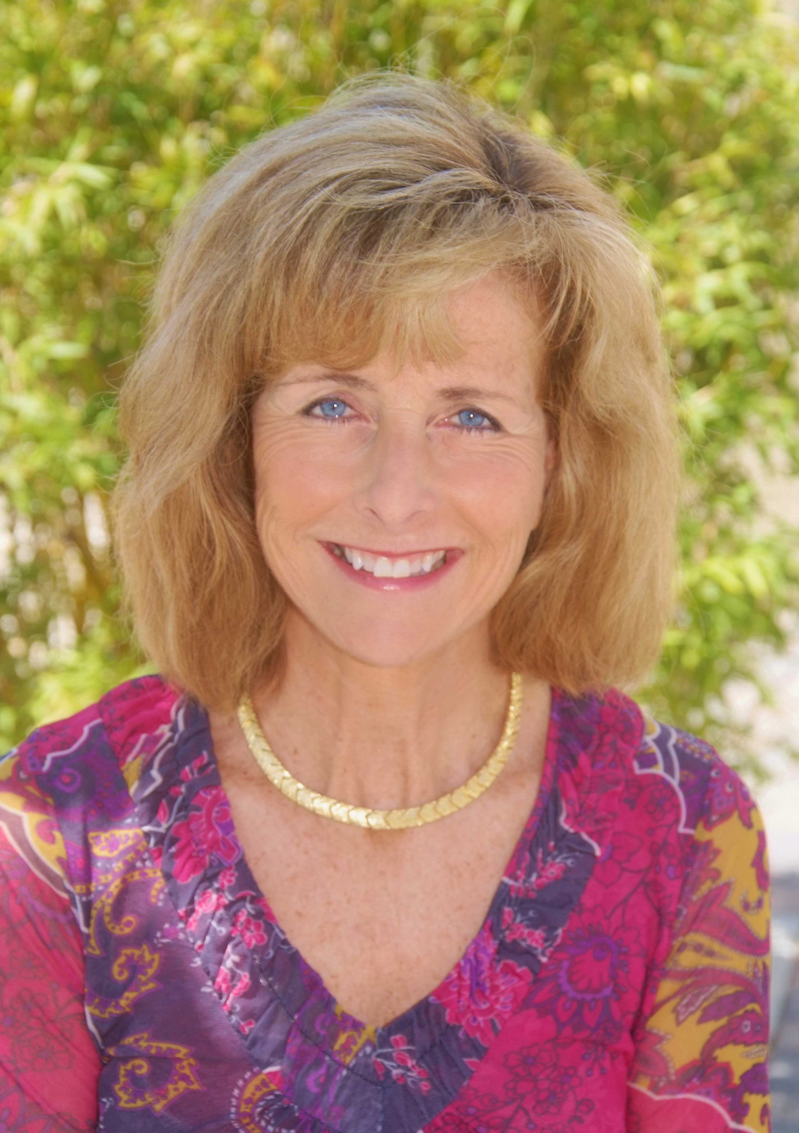 Vicki Urzetta, Real Estate Agent - Encinitas, CA - Coldwell Banker Realty