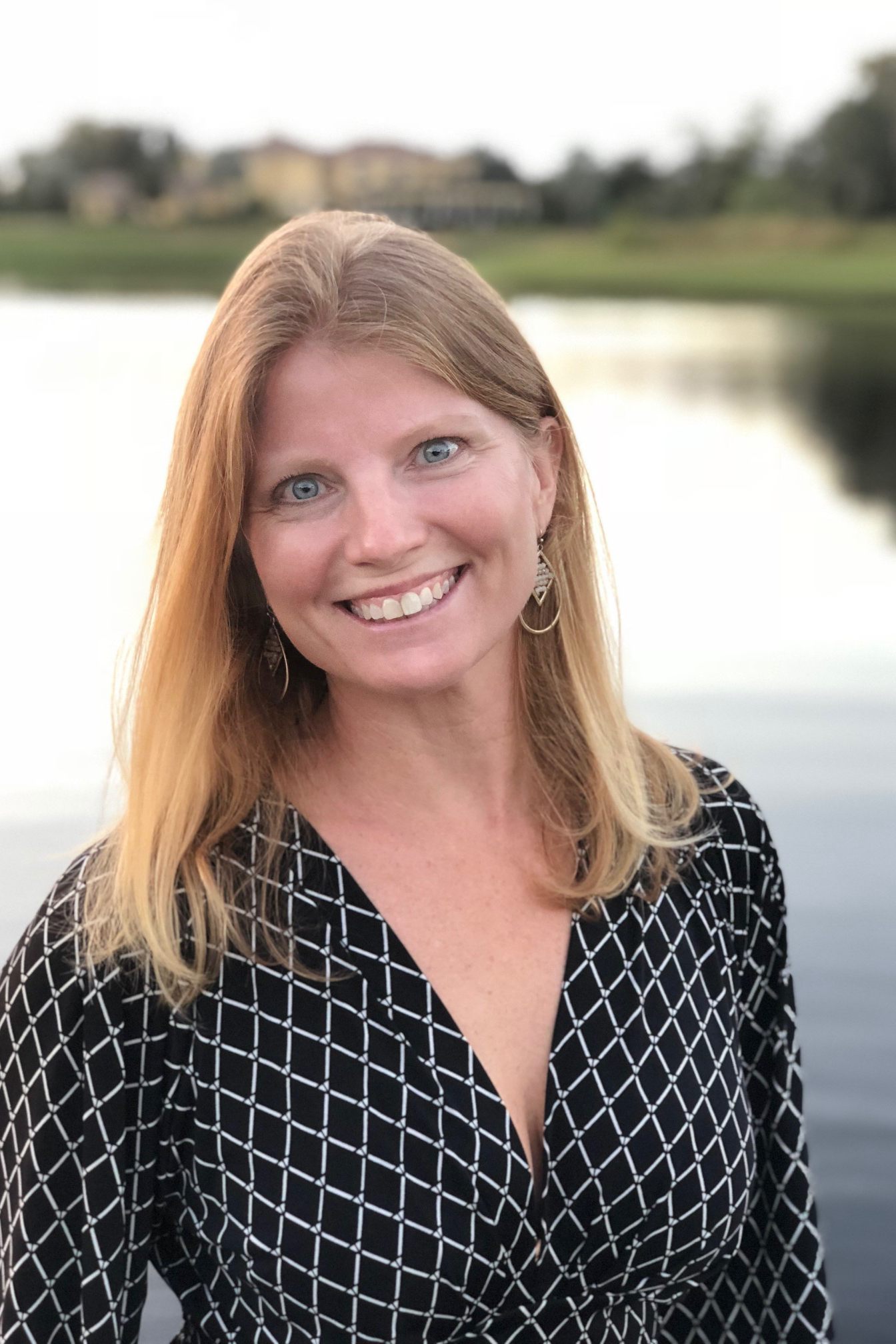 Julie Lynch, Real Estate Agent - Lakewood Ranch, FL - Coldwell Banker ...