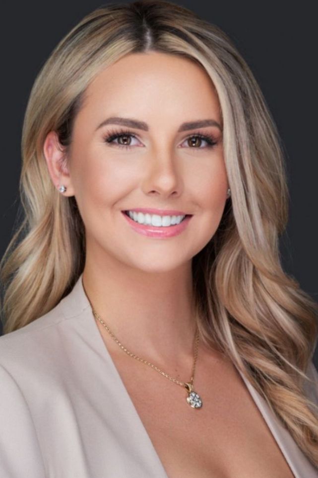 Montana Hughes, Real Estate Agent - Weston, FL - Coldwell Banker Realty