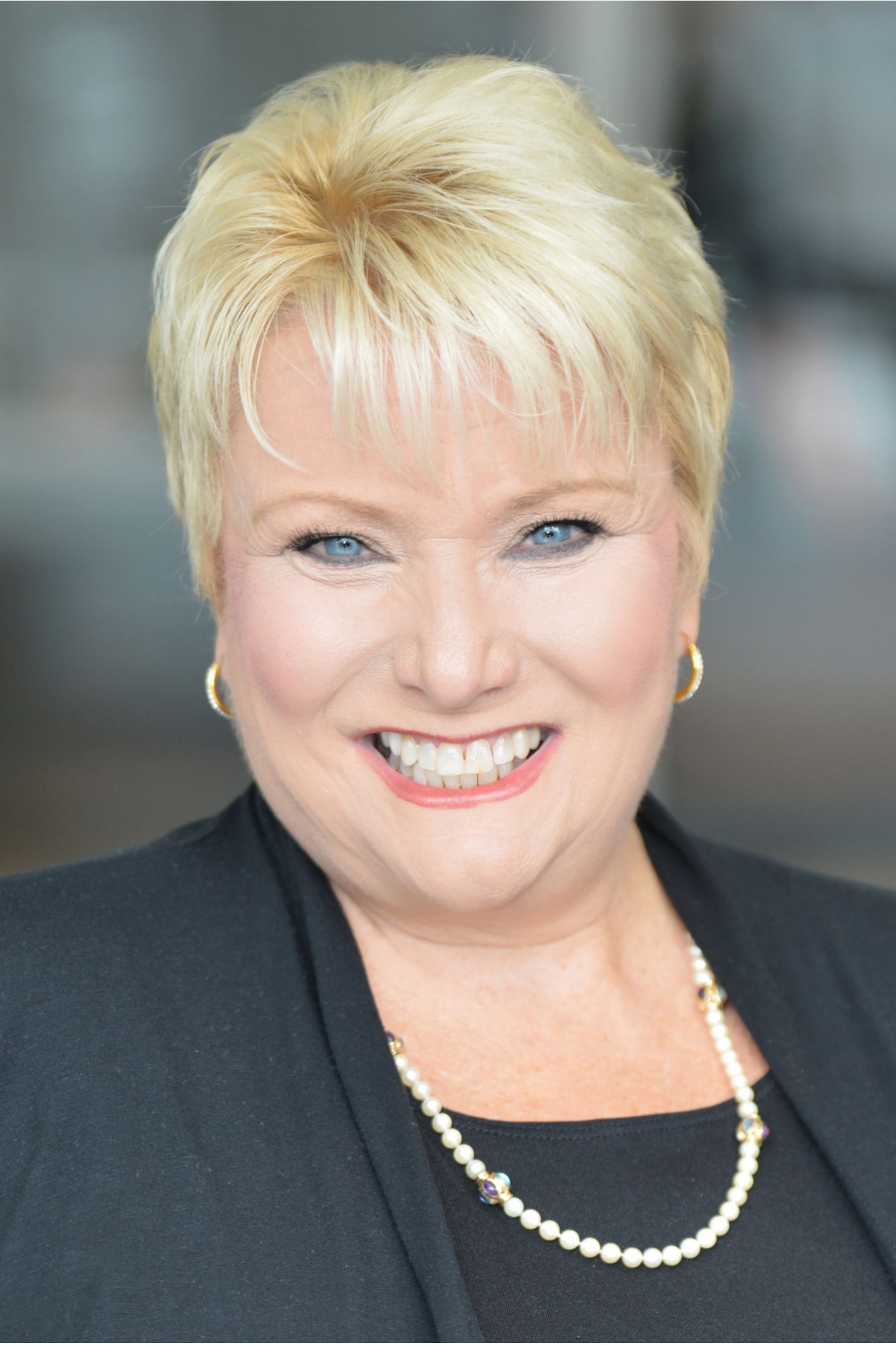 Karen Crumbley, Real Estate Agent - Atlanta, GA - Coldwell Banker Realty