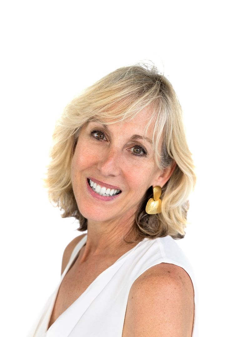 Christine MacDonald, Real Estate Agent - Newport, RI - Coldwell Banker ...