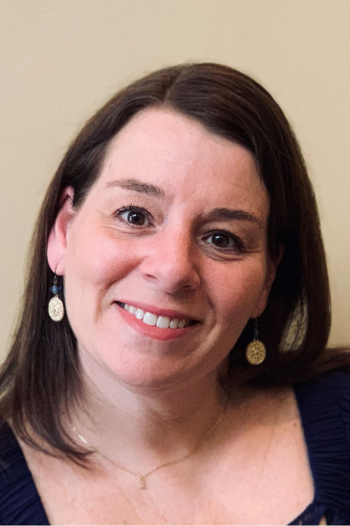 Laura Maione, Real Estate Agent - Waltham, MA - Coldwell Banker Realty