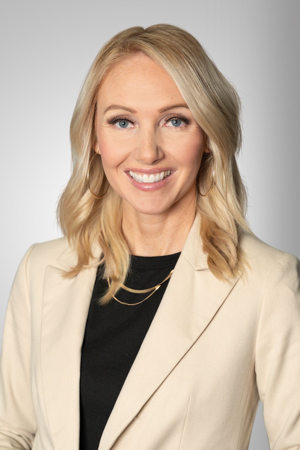 Jen Hauer, Real Estate Agent - Harrison - Coldwell Banker Realty