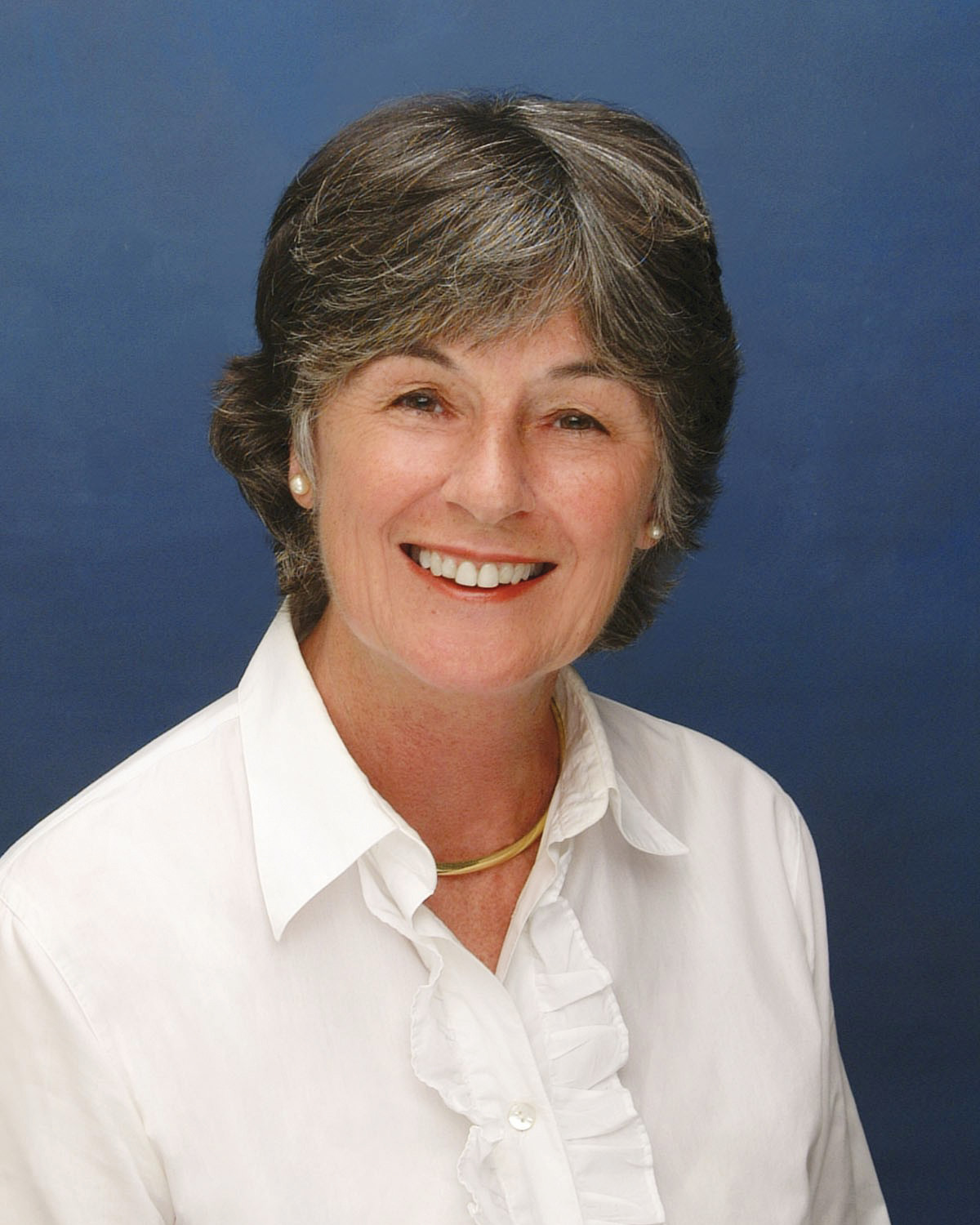 Maggie Walker, Real Estate Agent - Honolulu, HI - Coldwell Banker Realty