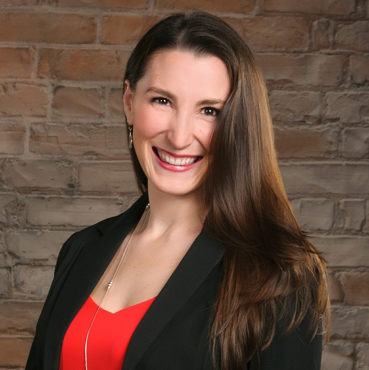 Caitlin Santill Real Estate Agent Columbus Oh Coldwell Banker Realty