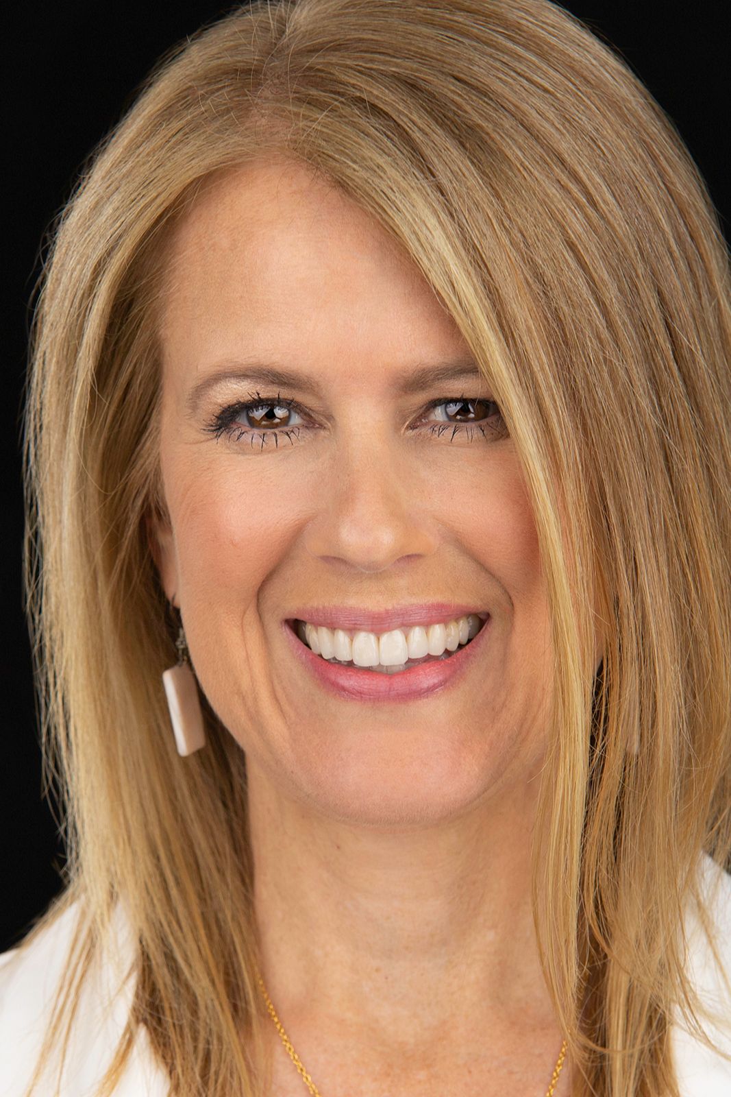 Paula Price, Real Estate Agent - Tacoma, WA - Coldwell Banker Bain