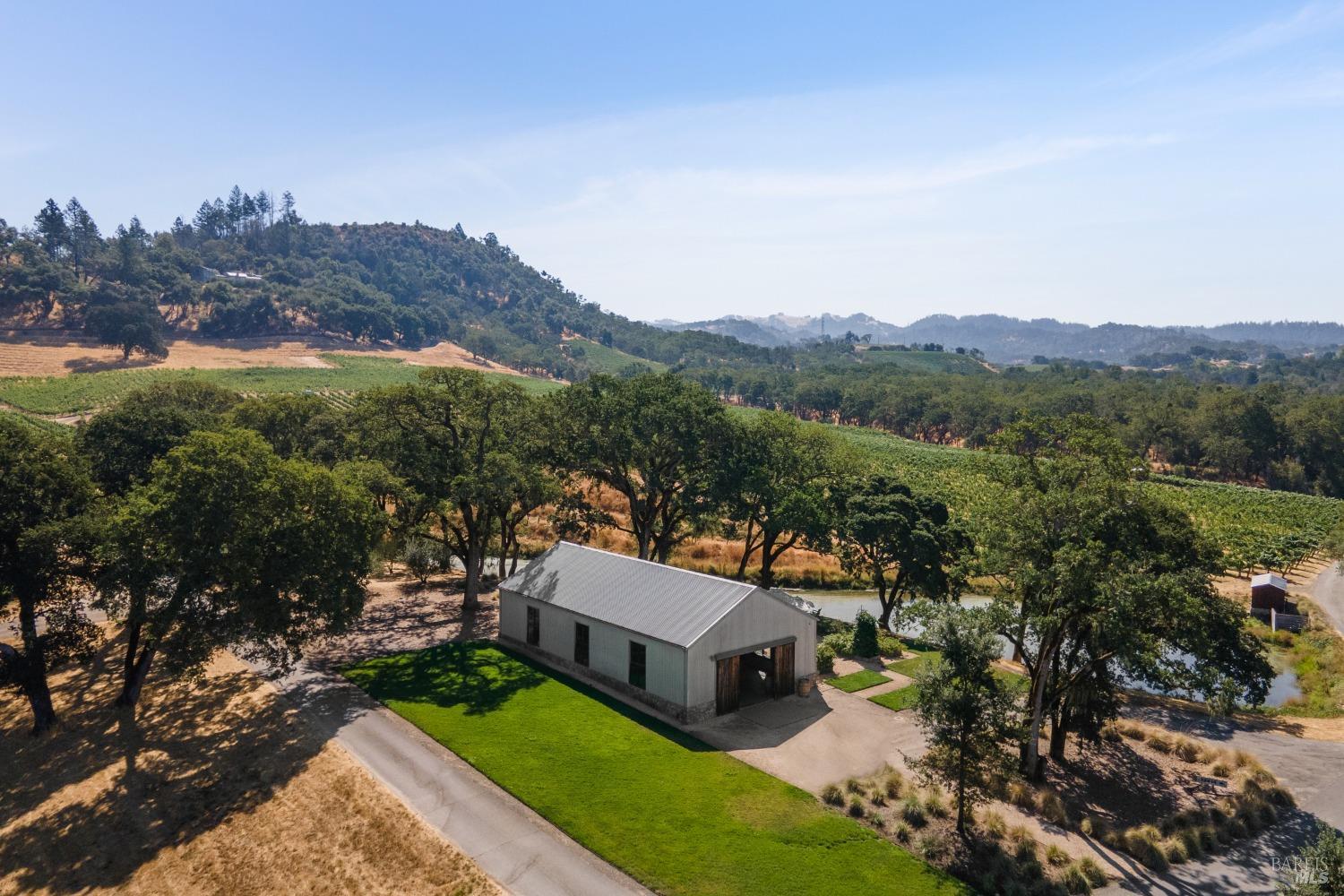 13414 Chalk Hill Rd, Healdsburg, CA 95448 - MLS 325040774 - Coldwell Banker