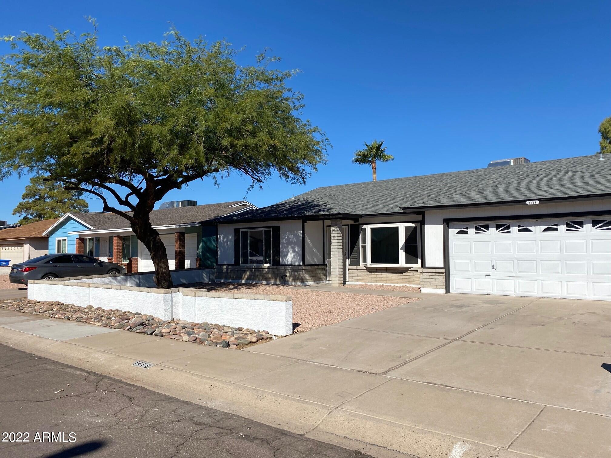 1418 E Carter Rd, Phoenix, AZ 85042 - MLS 6512420 - Coldwell Banker