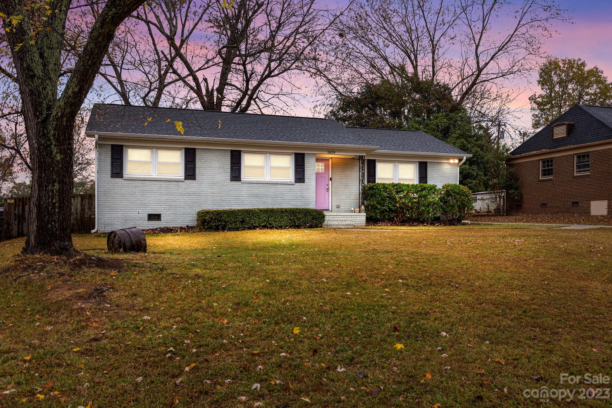 3839 Woodleaf Rd, Charlotte, NC 28205 - MLS 4088730 - Coldwell Banker