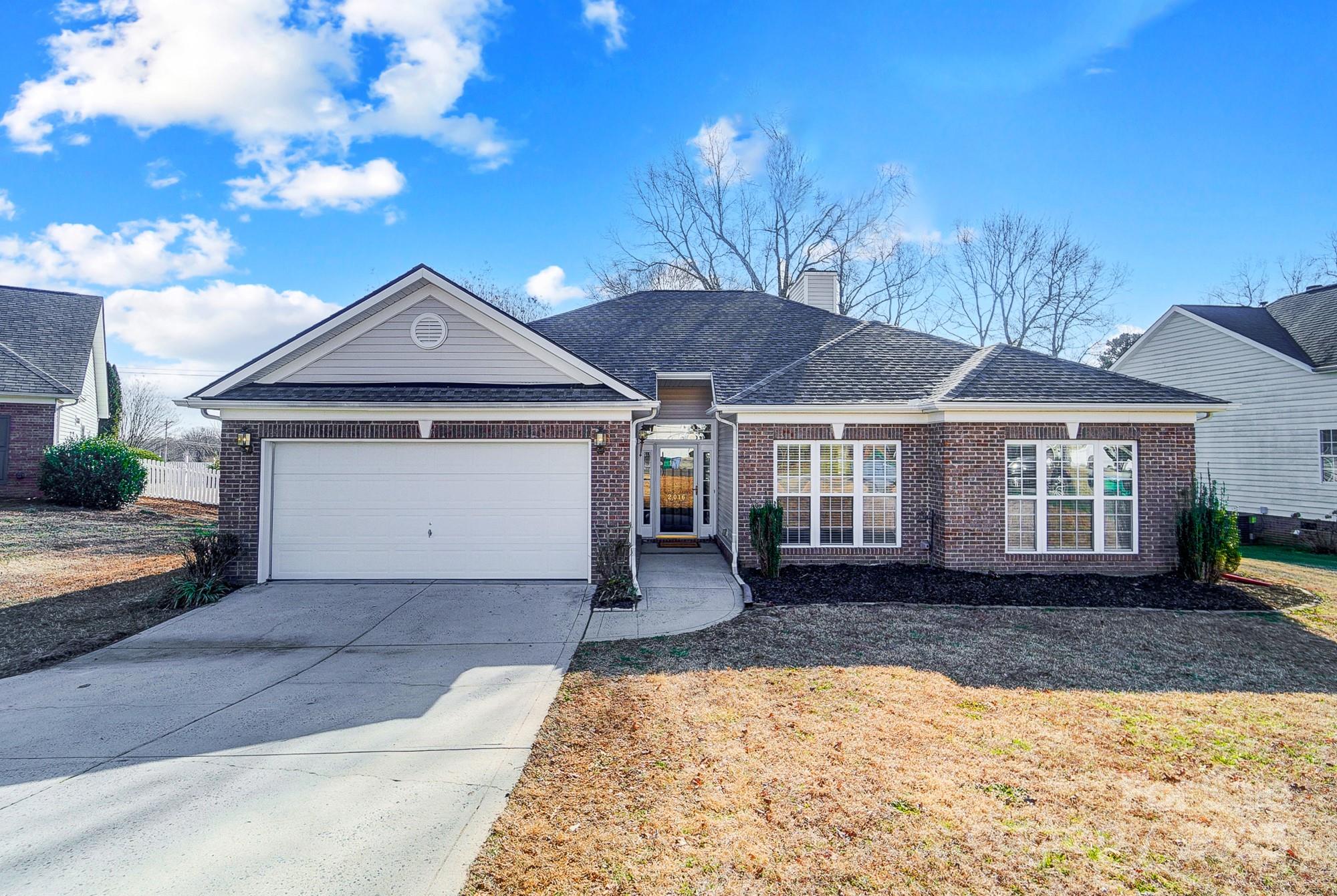 2016 Legend Creek Ln, Mint Hill, NC 28227 - MLS 4217779 - Coldwell Banker
