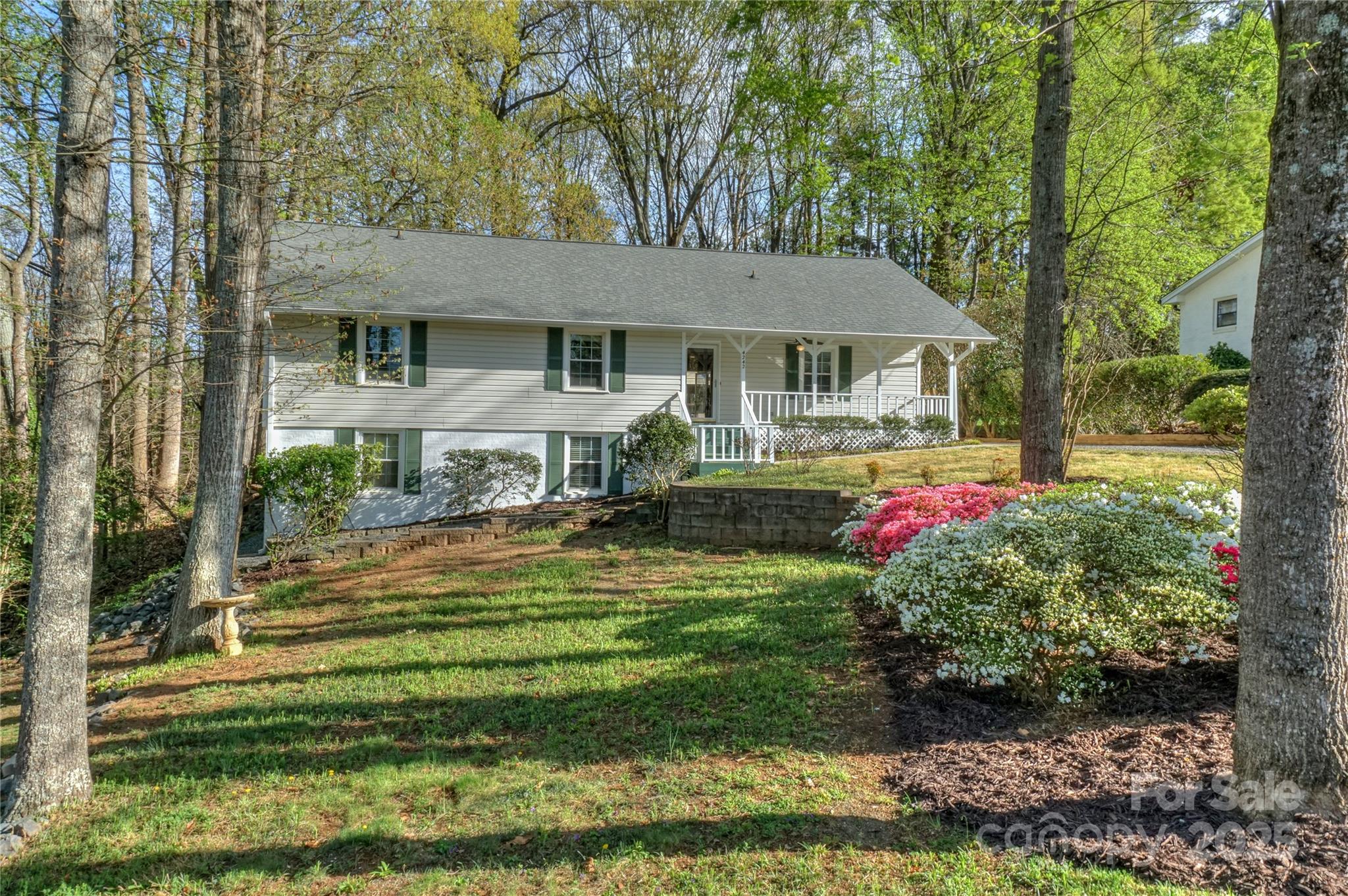 4242 Garvin Dr, Charlotte, NC 28269 - MLS 4230816 - Coldwell Banker