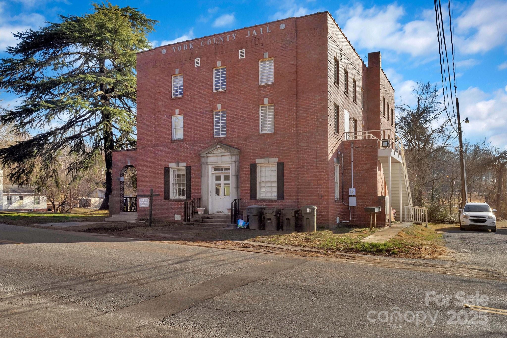 203 Liberty Street W, York, SC 29745 - MLS 4243332 - Coldwell Banker