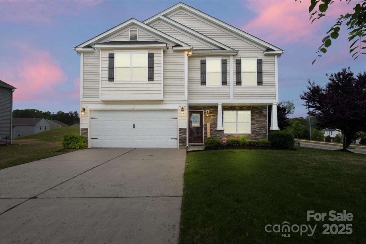 2739 Golden Rose Lane, Charlotte, NC 28216 - MLS 4249585 - Coldwell Banker