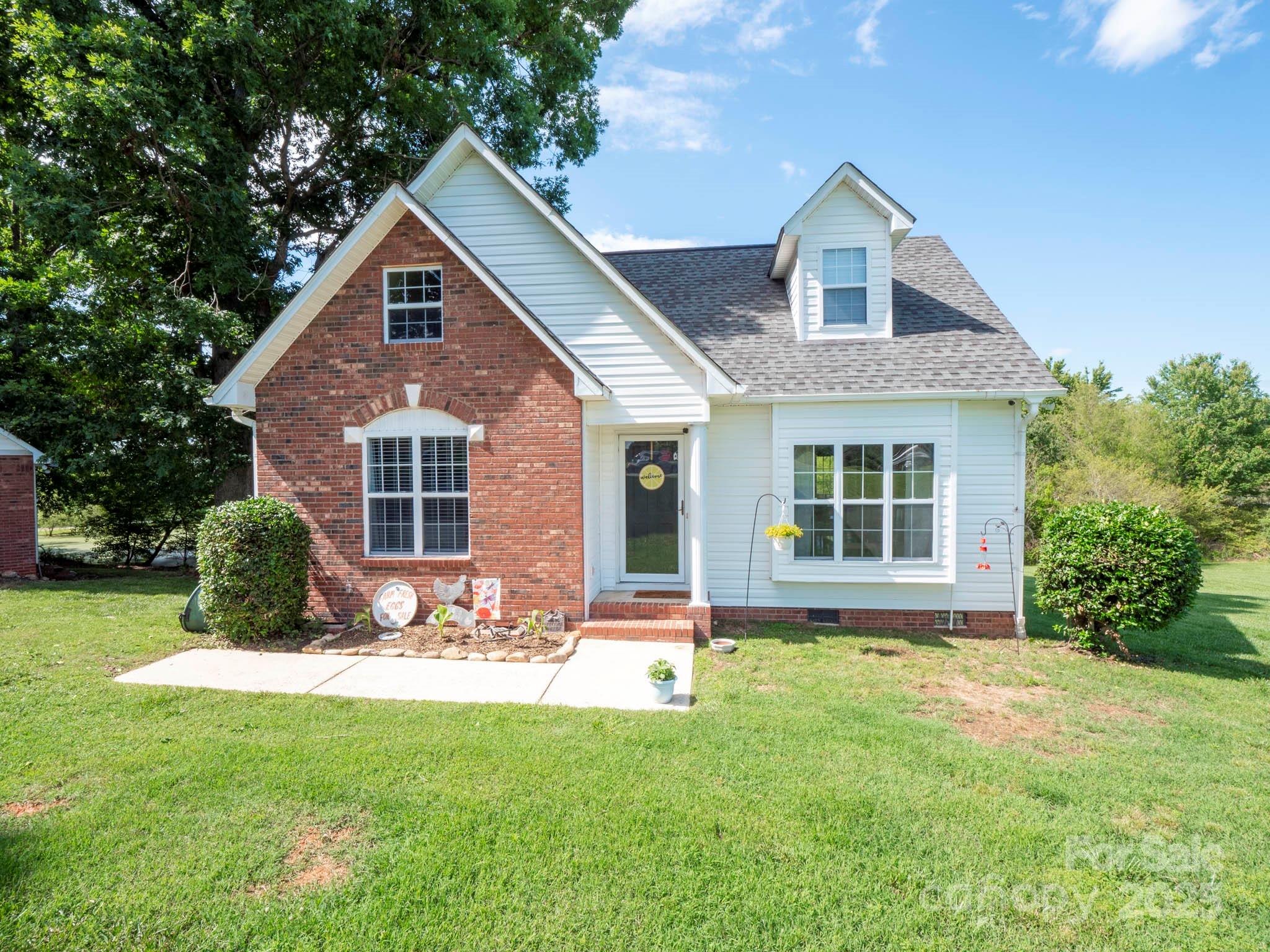 1918 Gables Dr, Monroe, NC 28112 - MLS 4258523 - Coldwell Banker