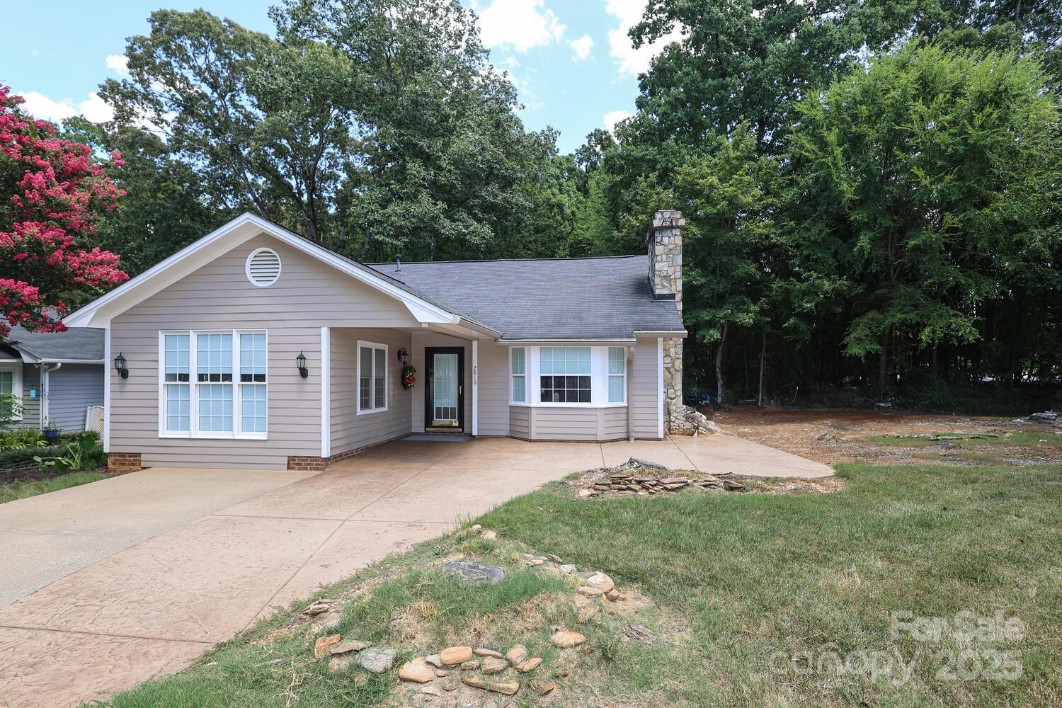 2810 Ashley Arbor Dr, Fort Mill, SC 29715 - MLS 4283405 - Coldwell Banker