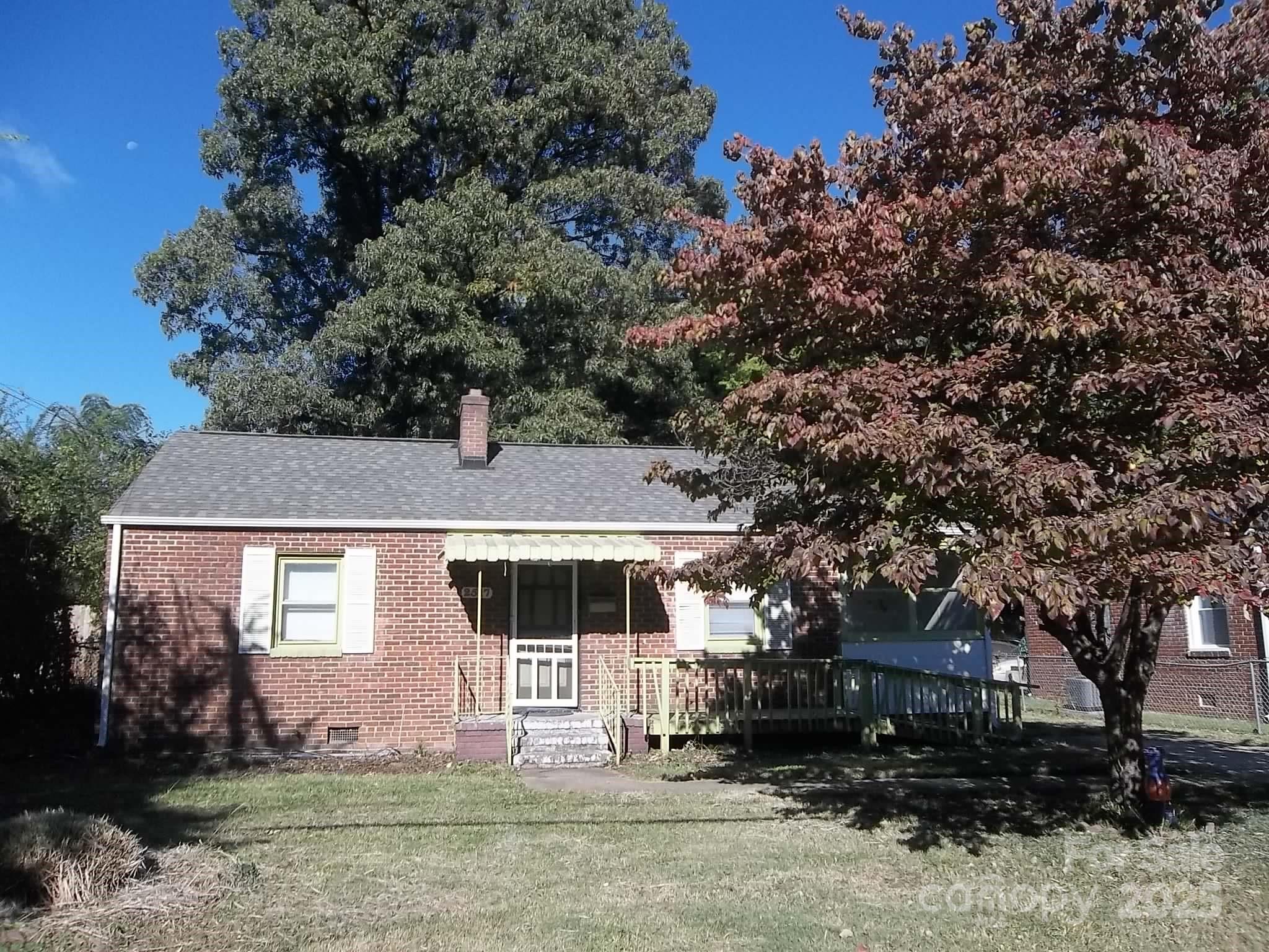 2517 Grimes St, Charlotte, NC 28206 - MLS 4321426 - Coldwell Banker