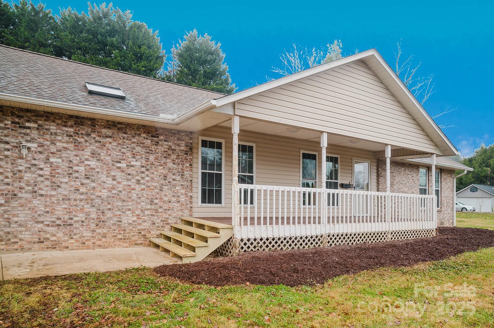 13 Cameron Dr, Etowah, NC 28729 - MLS 4325244 - Coldwell Banker
