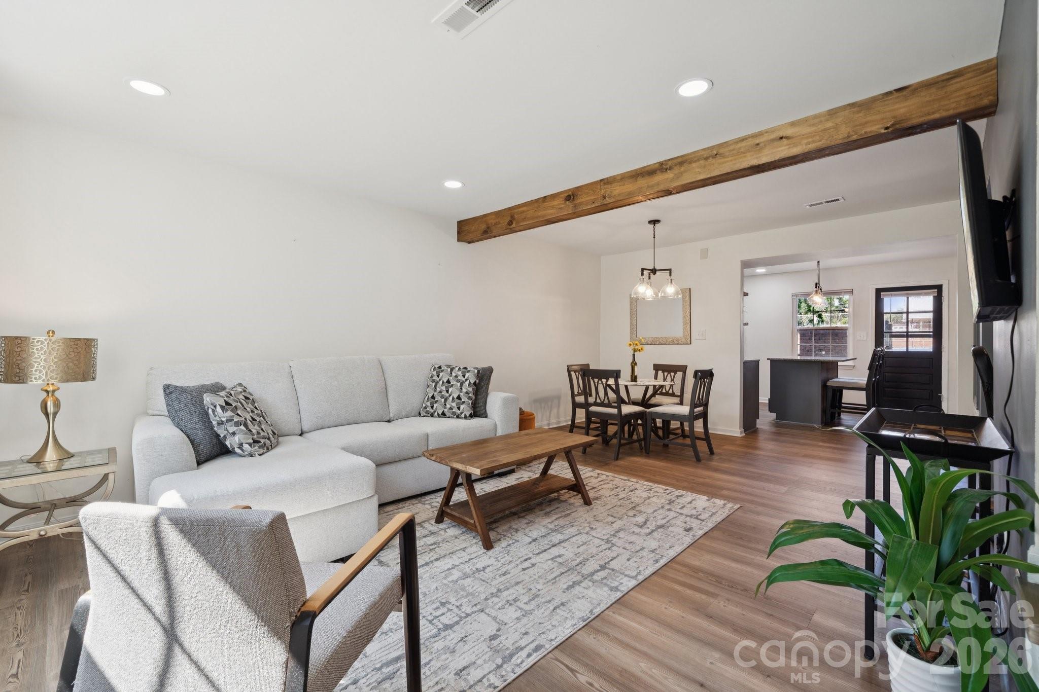 8838 Hunter Ridge Dr, Charlotte, NC 28226 - MLS 4332894 - Coldwell Banker