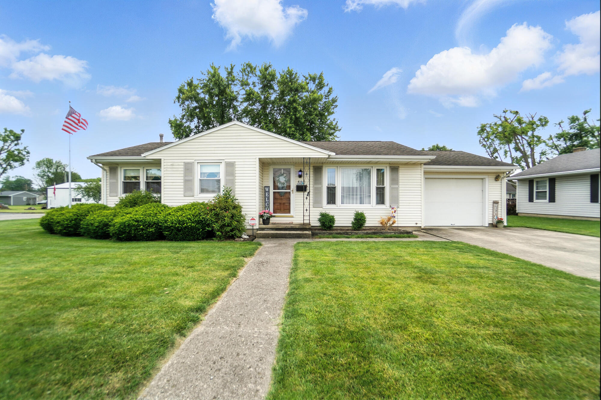 501 Washington St, Wapakoneta, OH 45895 - MLS 1039295 - Coldwell Banker