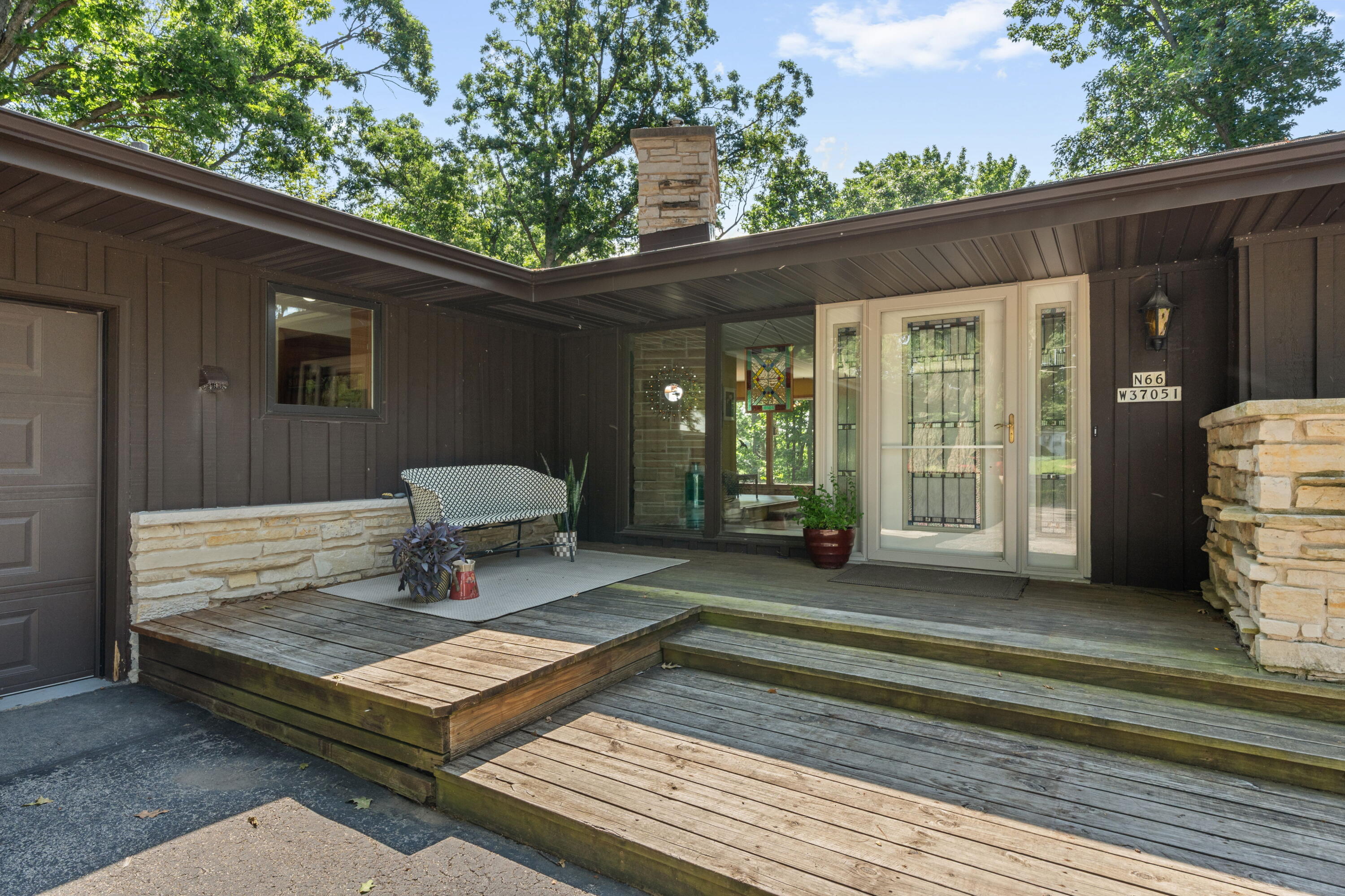 N66W30751 Red Fox Run, Merton, WI 53029 - MLS 1929177 - Coldwell Banker