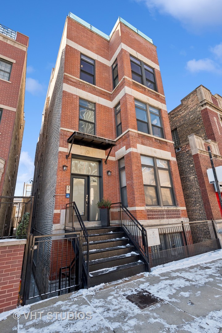 1042 N Orleans St #3, Chicago, IL 60610 - MLS 12319558 - Coldwell Banker