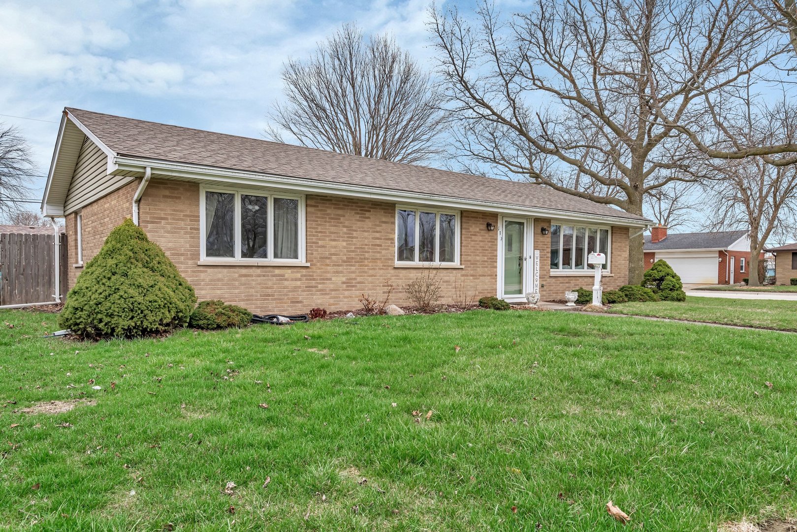 139 Jeanne Dr, Manteno, IL 60950 - MLS 12347938 - Coldwell Banker