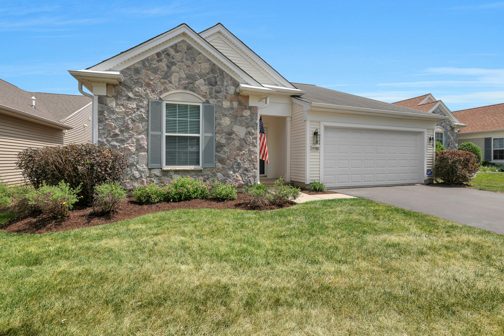 11768 Chatfield Crossing, Huntley, IL 60142 - MLS 12391064 - Coldwell ...