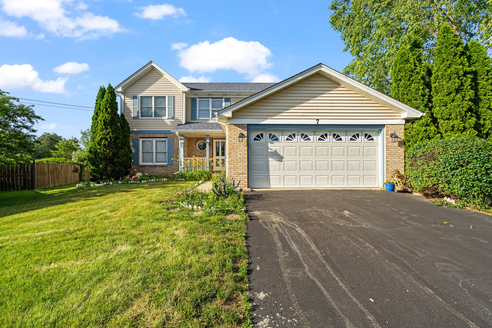 7 Red Bud Ct, Bolingbrook, IL 60490 - MLS 12398833 - Coldwell Banker