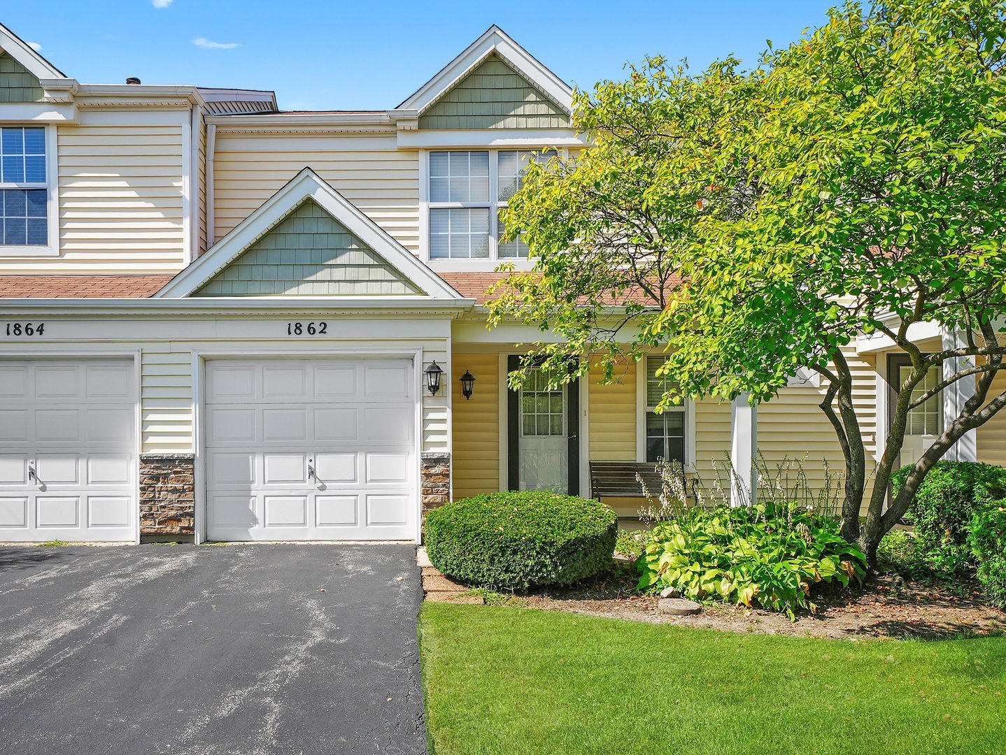 1862 Pebble Beach Cir, Elgin, IL 60123 - MLS 12479869 - Coldwell Banker