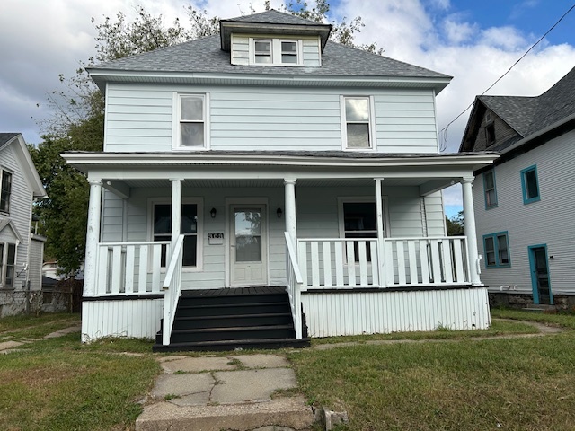 303 Forest Ave, Rockford, IL 61101 - MLS 12480626 - Coldwell Banker