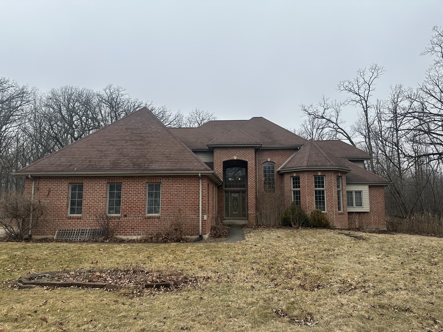 327 Royal Oak Dr, Steger, IL 60475 - MLS 12585380 - Coldwell Banker