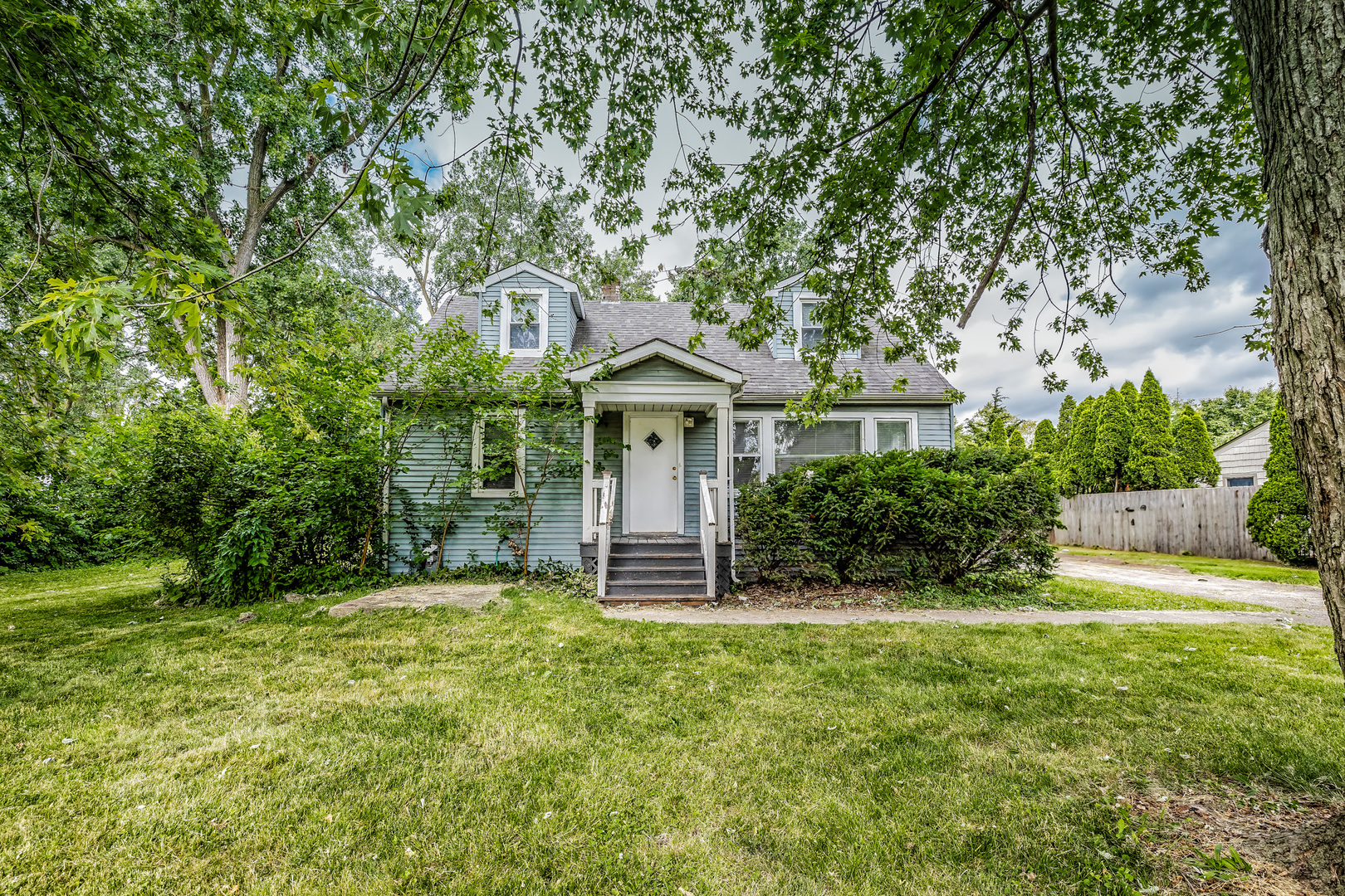 5604 S Madison Ave, Countryside, IL 60525 - MLS 12141848 - Coldwell Banker