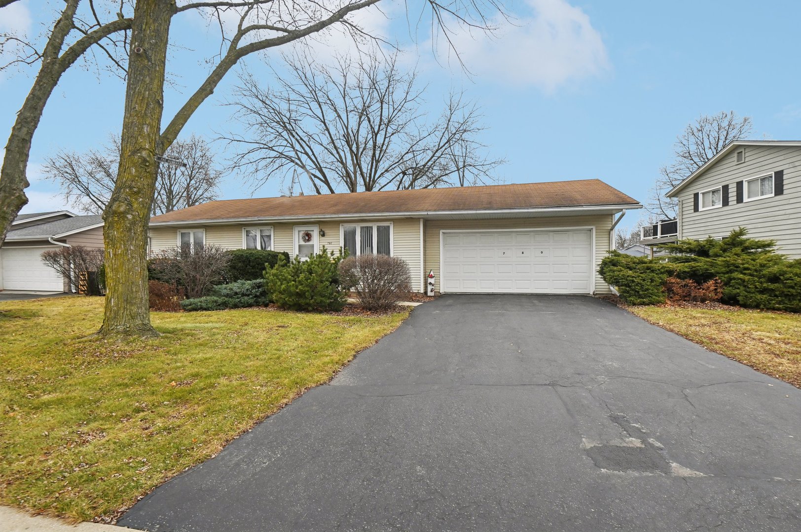 780 Laurel Dr, Aurora, IL 60506 - MLS 12258897 - Coldwell Banker