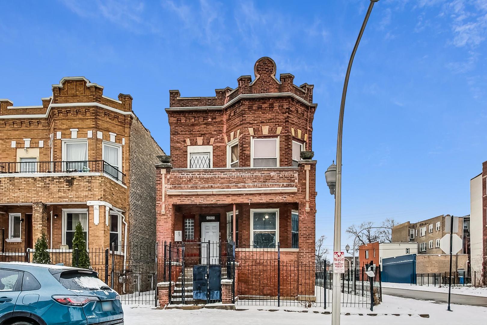 4259 W Wilcox St, Chicago, IL 60624 - MLS 12270630 - Coldwell Banker