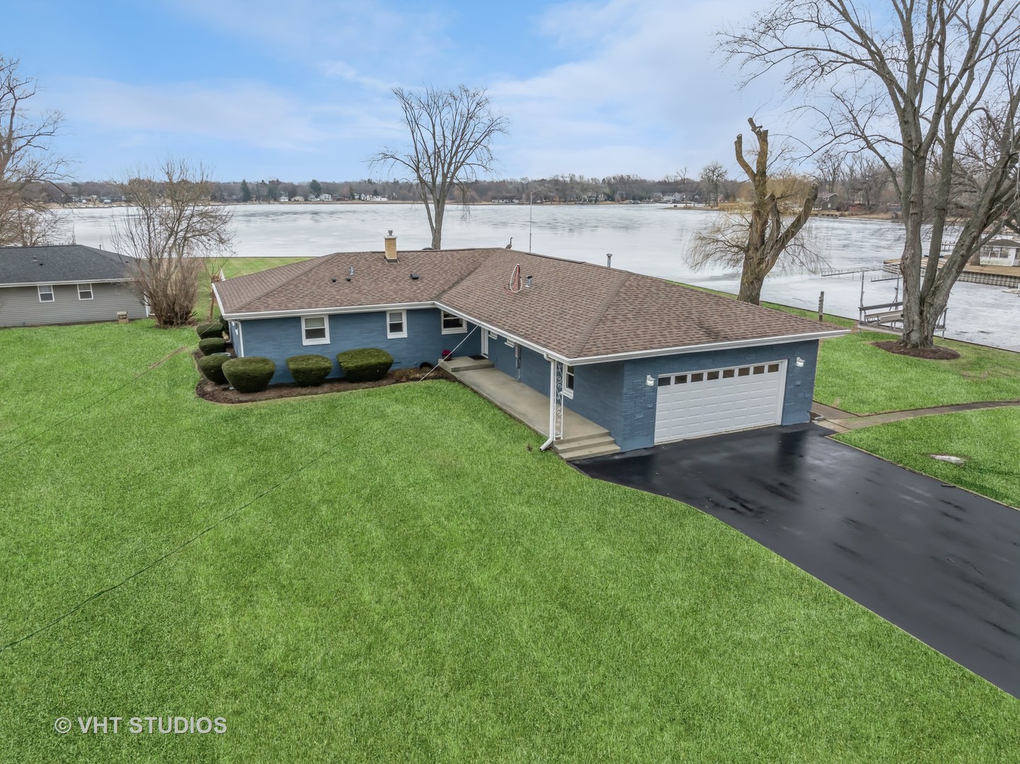 37023 N Stanton Point Rd, Ingleside, IL 60041 - MLS 12292086 - Coldwell ...